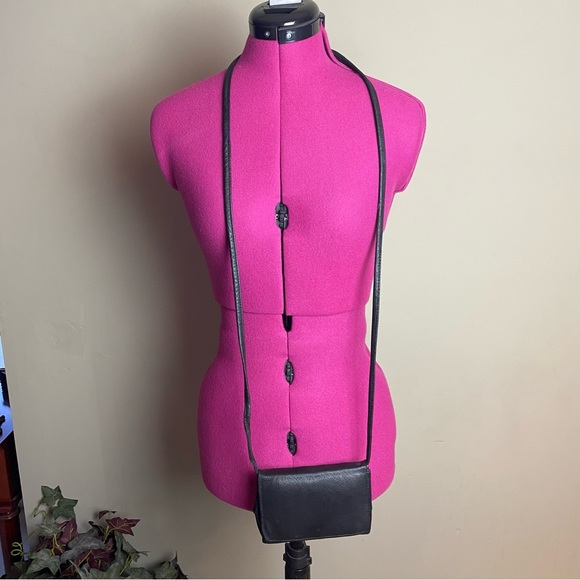 Wilsons Leather | Bags | Vtg Wilsons Black Leather Cb Bag | Poshmark